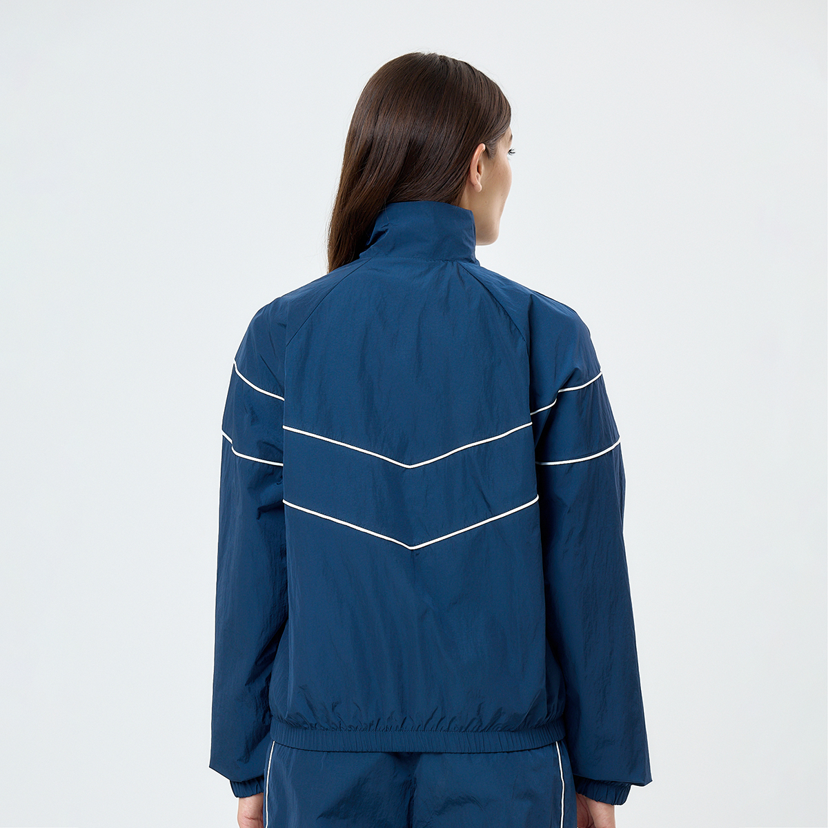 Campera Nike Windrunner Mujer | Moov