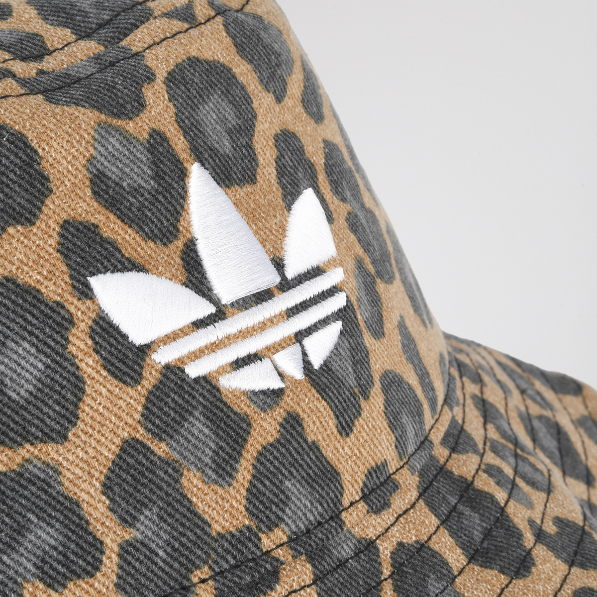 Gorra Piluso adidas Originals Leopardo | Moov